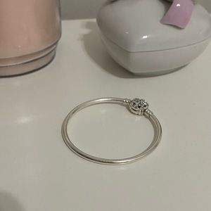 Pandora | Jewelry | Limited Edition Pandora Moments Snowflake Clasp ...